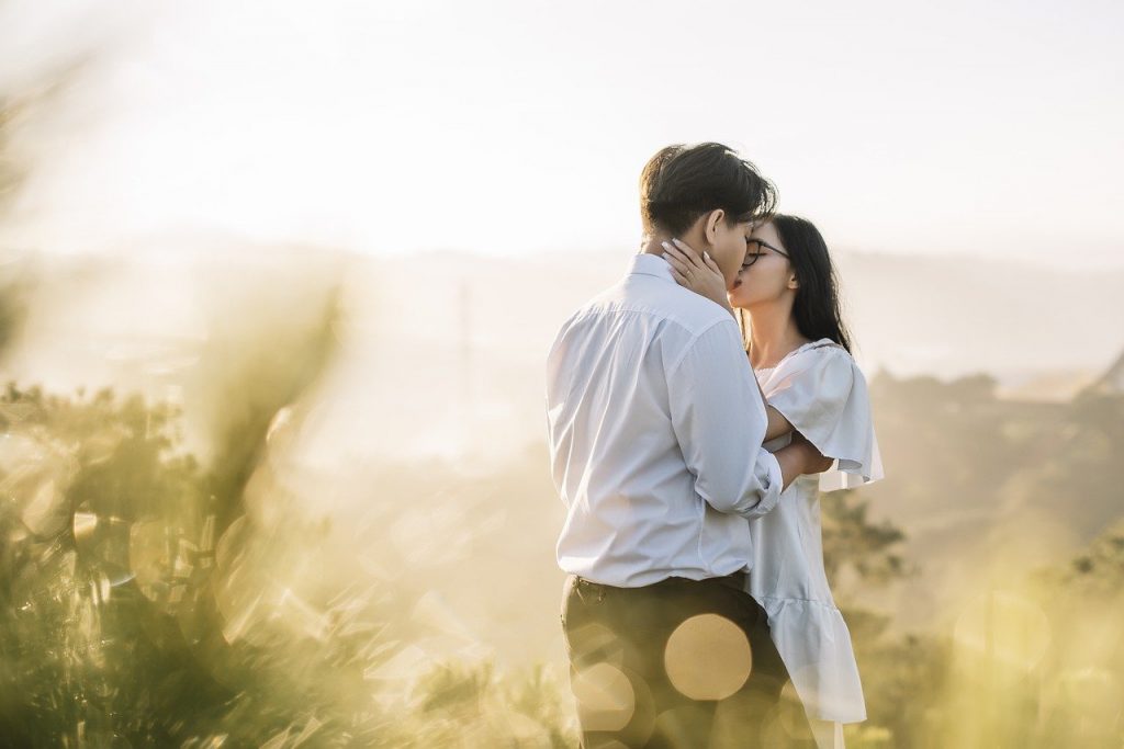 How to Stop Being Jealous In a Relationship - Knowledge For Men